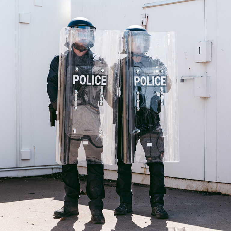 4ft INTERLOCKING SHIELD | Rampart Corp